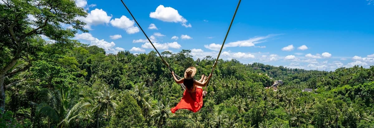 7 Insanely Beautiful Swings Around The World - Musafir